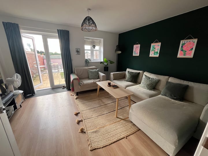 Cosy And Chic Home In Stotfold - Campton