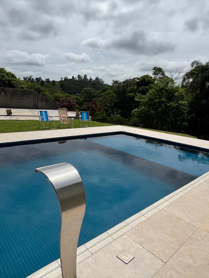 Chácara/ Piscina E Lazer P/ Até 15 Pessoas. - Ibiúna