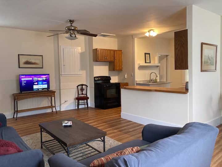 Farm Apartment - Brookline, NH