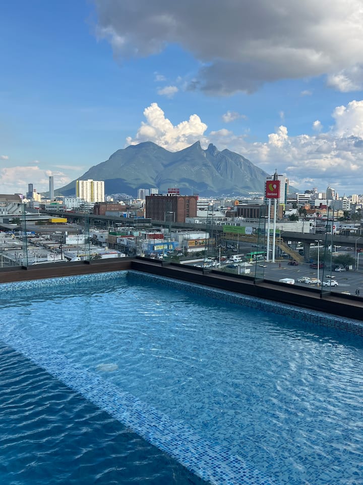 Latitud Centro – Your Key To The City - Monterrey