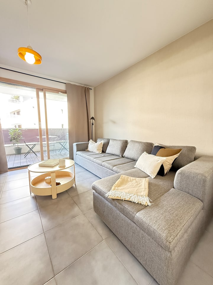 Escapade Cosy | Balcon Ensoleillé | Proche Suisse - Gaillard