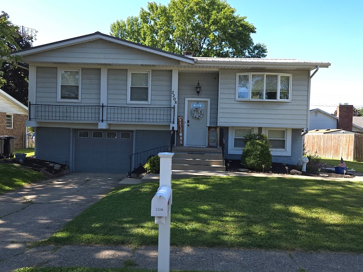 Peaceful Oasis Near Purdue - Lafayette, IN