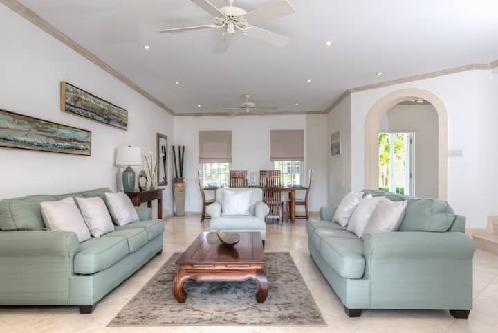 Villa Azure. Battaleys Mews. - Barbados
