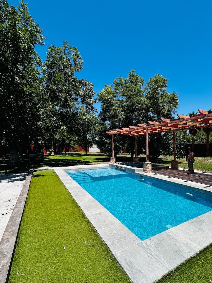 Villa Aqua-serena | Luxury Oasis & Pool - Torreón