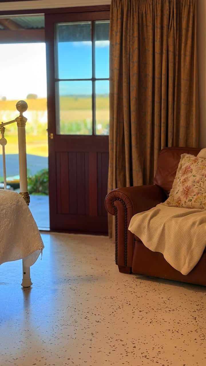 Farm Bedroom - Lismore