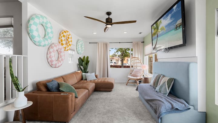 Sunset Mesa • Spa• Ac• Theatre• Downtown• Beach - El Cajon, CA