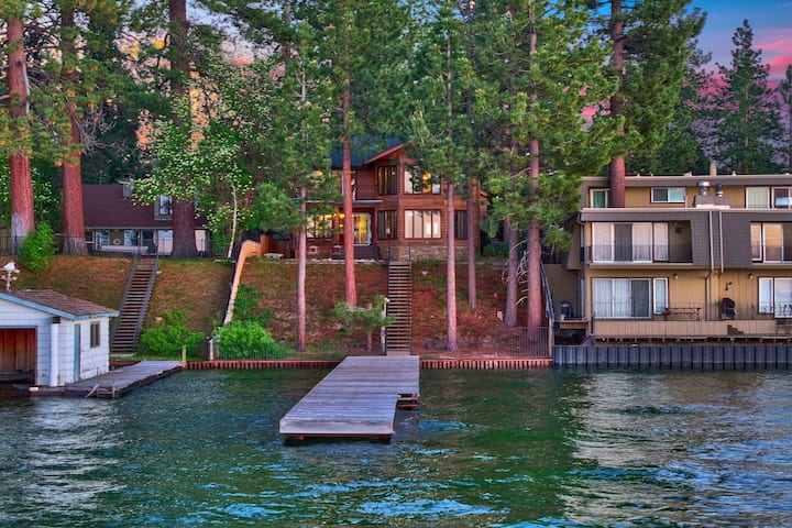 Luxury Lakefront Tahoe, Private Dock, Sauna - South Lake Tahoe, CA
