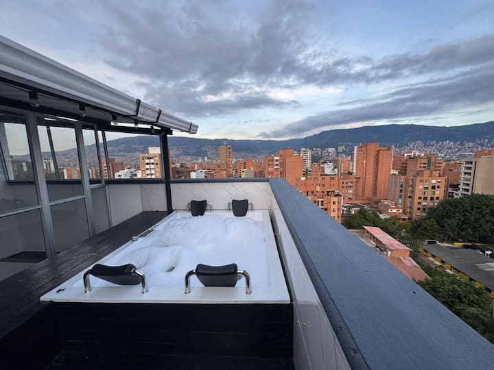 Cozy Apartamento En Laureles Con Jacuzzi Privado - Medellín