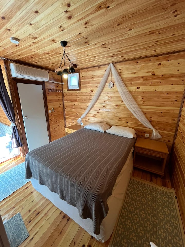 Olympos'ta  Bungalov Ev - Adrasan