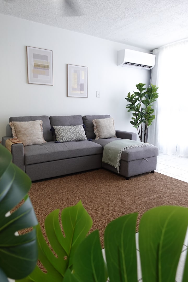 Condado Apt | Steps To The Beach | Near Airport - San Juan