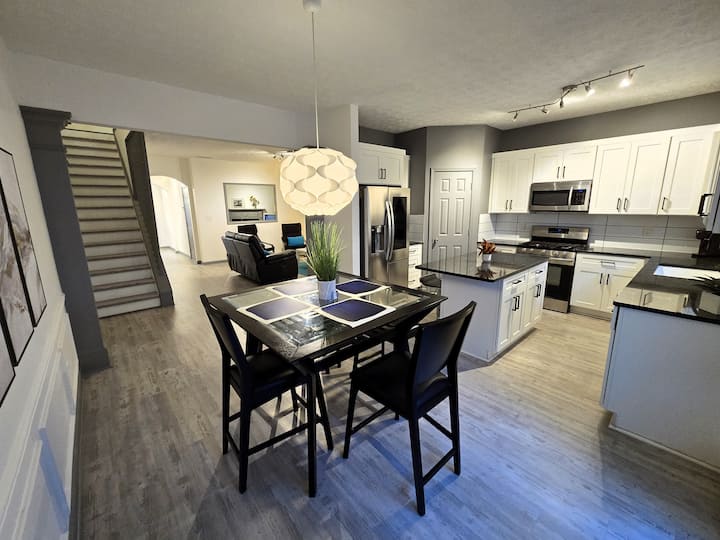 Your Perfect Modern Home - Duluth, GA