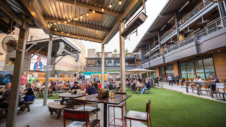 Downtown Plano/legacy West Hideout - The Colony, TX