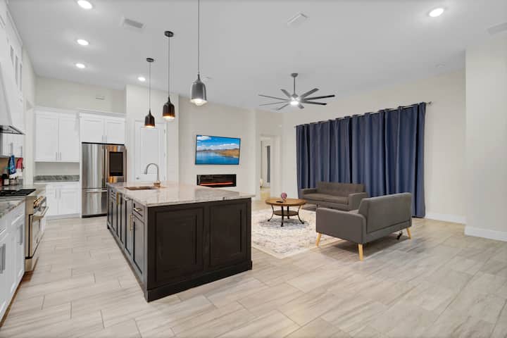 Spacex By R4/ Shared Bath - Christmas, FL