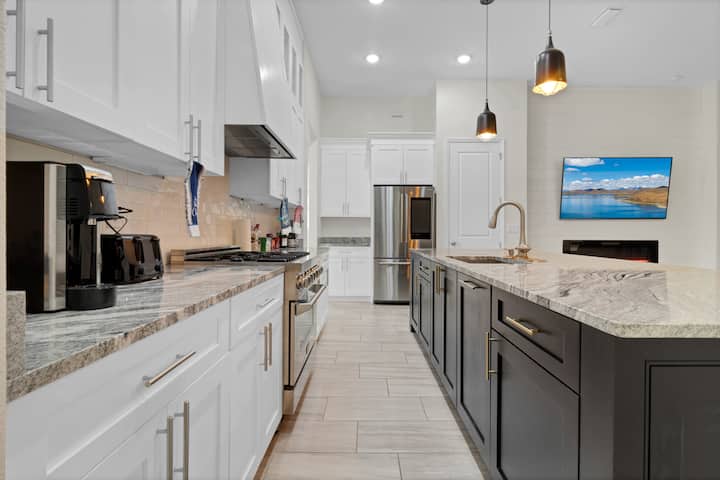 Sunny Stay Orlando - Master Suite W/ Private Bath - Christmas, FL