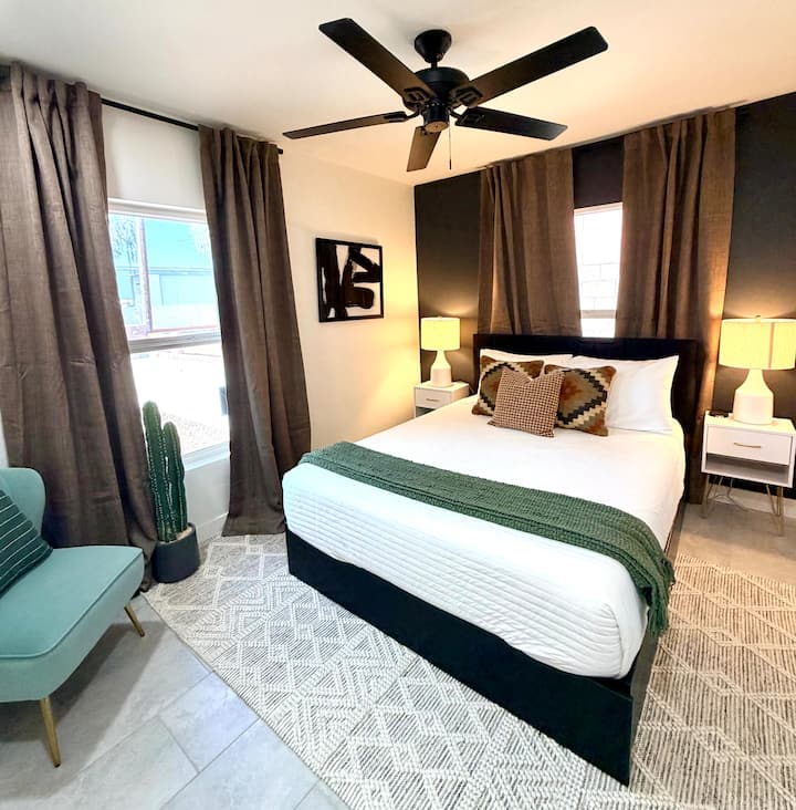 Modern Desert Getaway In Peoria, 2 Bedroom - Peoria, AZ