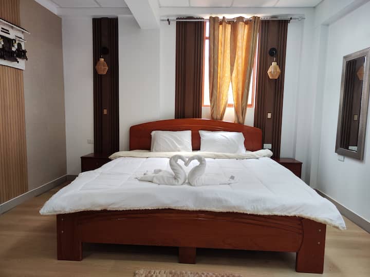 Habit. 2 Camas King Y Matrimonial/cocina Comedor - Chachapoyas