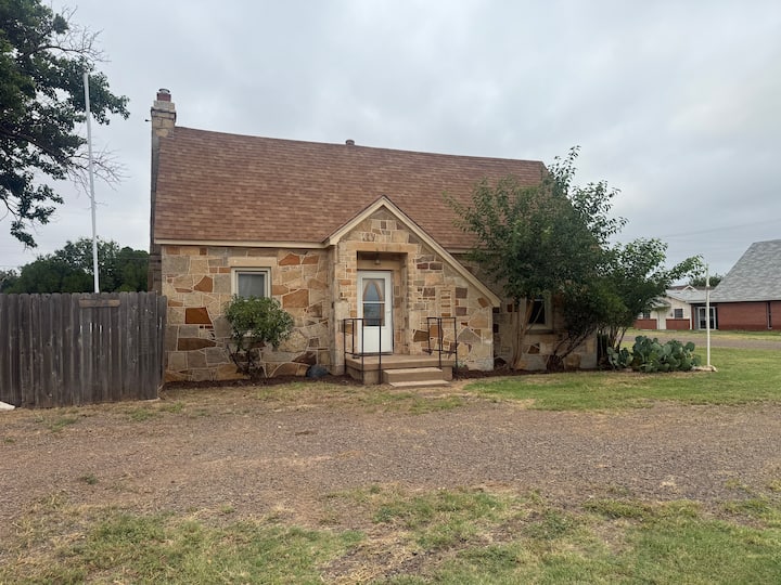 Farm House - Copper Breaks State Park, Quanah