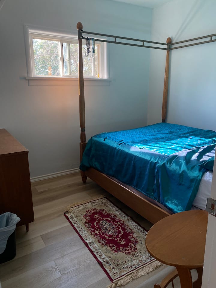 Cozy 1br/1ba Half-duplex - Grande Prairie