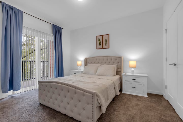 Downtown Atlanta Home Away From Home 2 - Atlanta, GA