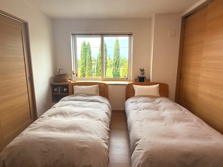 こてーじ川のほとり           あさひかわ空港から車で10分
川のほとりの小さなお宿 - Asahikawa