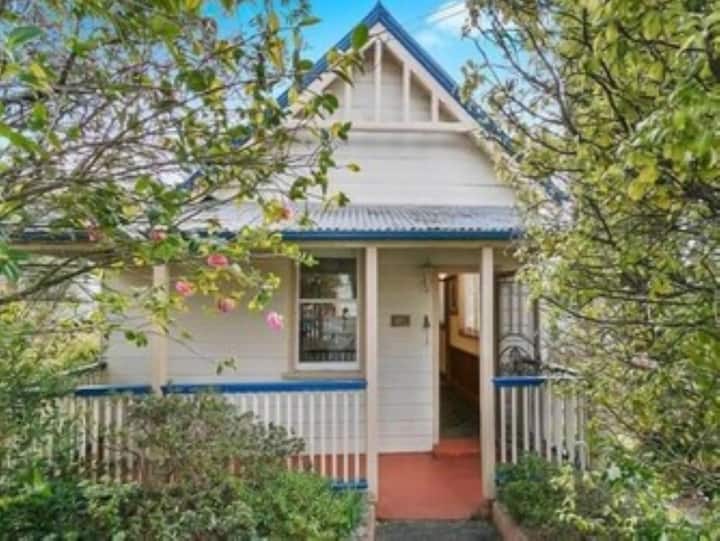 Bower Flower Cottage - Katoomba