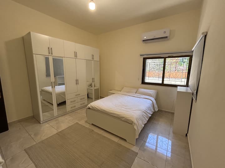 U01a - Room With Ac And Attached Bathroom - Jordan