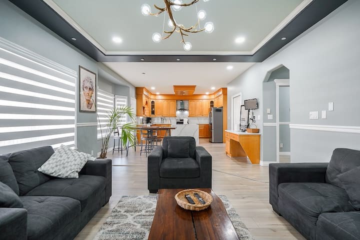 Big And Spacious Home Delta/surrey - Surrey