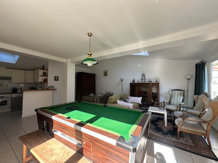 La Rochelle Maison Avec Billard - La Rochelle