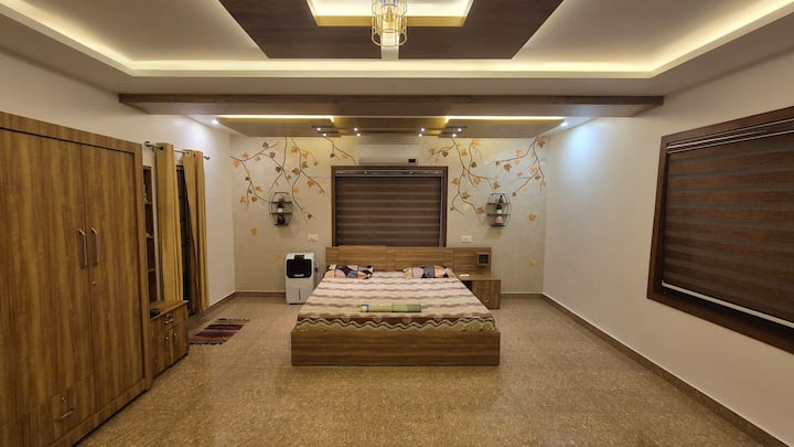 Serene Kerala Villa For Groups - India
