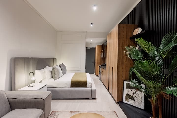 Modern & Peaceful Studio - 普勒托利亞