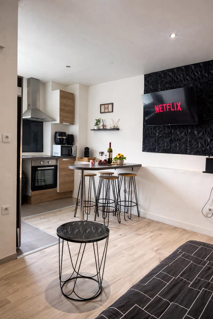 Cocon Cosy - Parking Gratuit- Centre Ville + Fibre - Linas