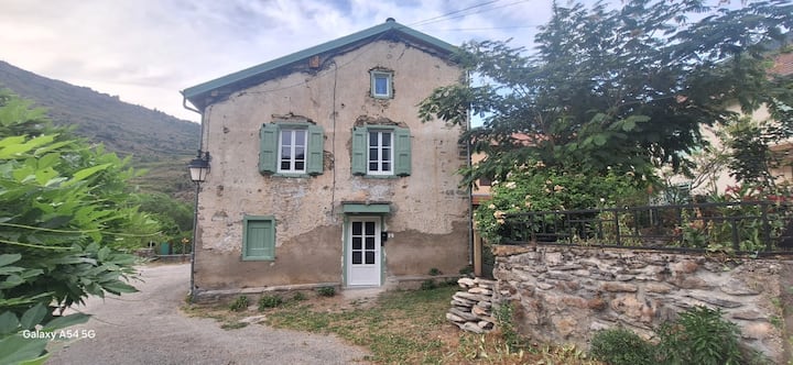 Grande Maison De Montagne Restaurée Vue Pyrénées - Tarascon-sur-Ariège
