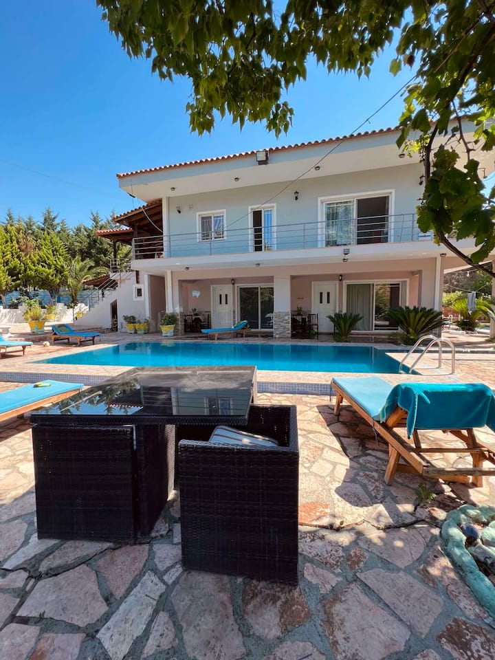 Studio Apartment Stacy - Lukovë