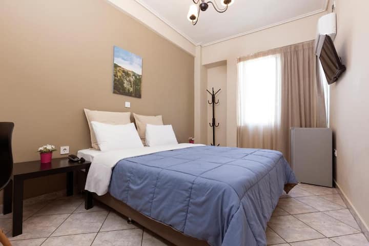 Filon Double Room Piraeus Port - Пирей