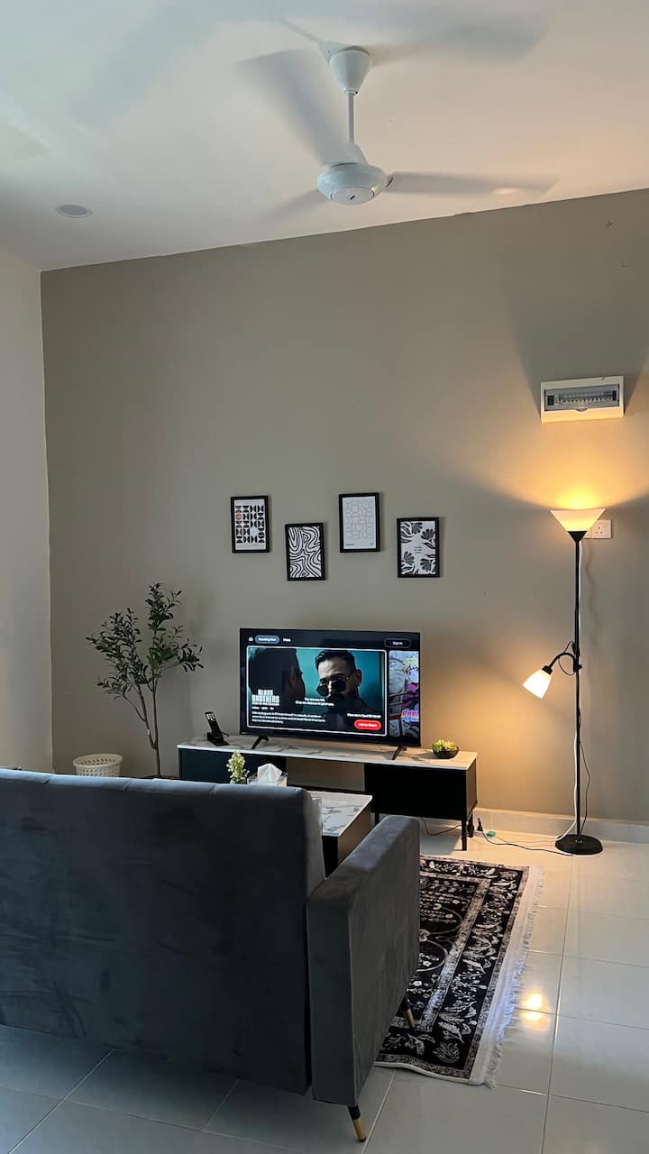 Sri Danna Home 2 (4r 3br) 3r Aircond Luas & Selesa - Terengganu