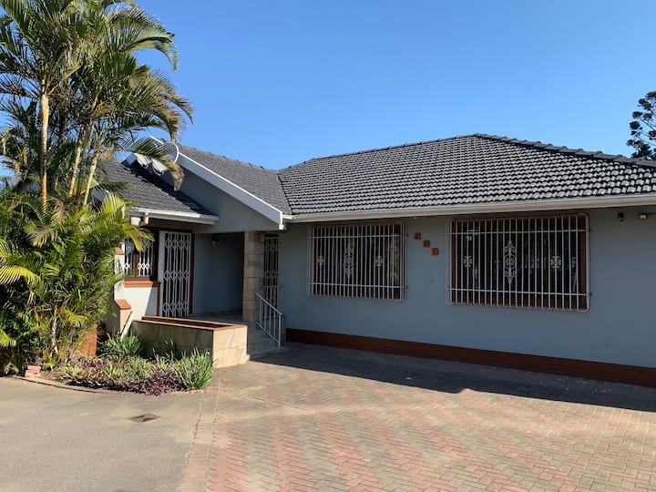 Palm Haven On Sarnia - Durban