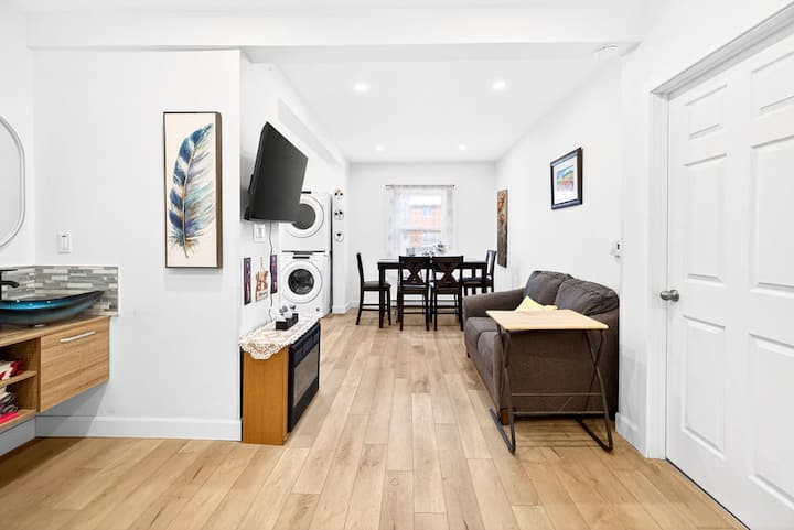 Quiet&comfy 3bdrs Apt Near Dt, Concordia, Parking - LaSalle