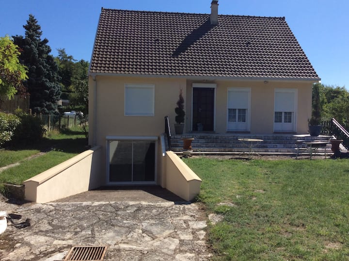 Appartement Meublé De 3 Pièces - Malesherbes