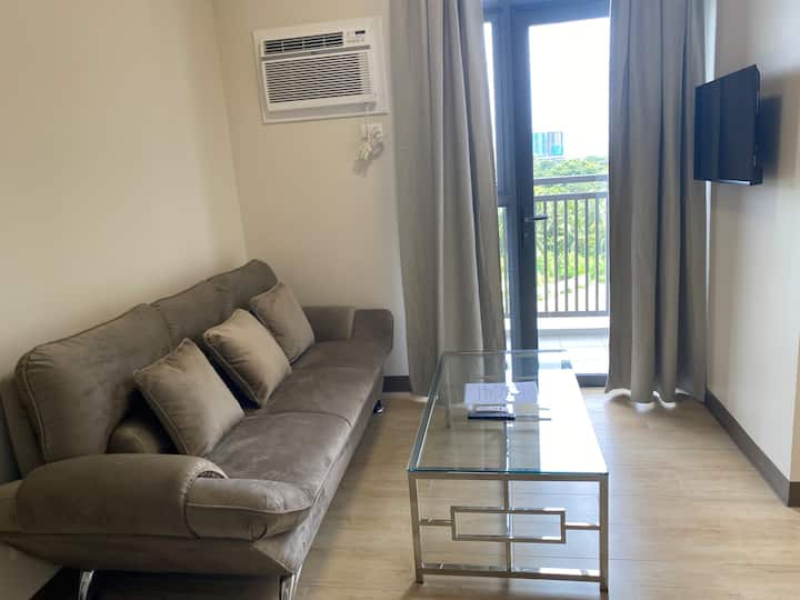 Gentry Manor - 2 Mins Walk To Okada - Parañaque