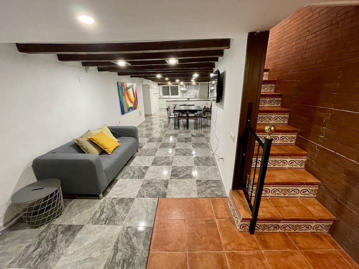 Amplio Bajo Ideal Para Familias - Tarragona, España