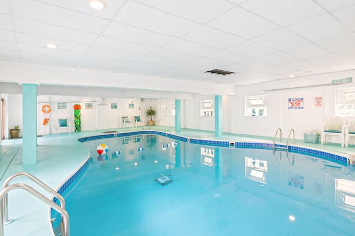 Pool, Ocean Views, North End 2-bedroom, 2-bathroom - Toms River, NJ