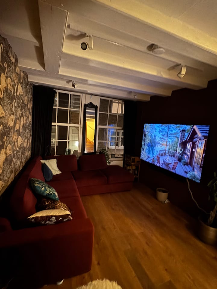 Amazing Five-story Canal House + Private Wellness - 