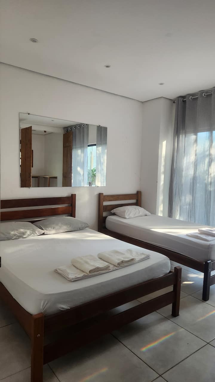 Recanto Da Priscila Casa P/ 5 Pessoas Com Piscina. - Ilhabela