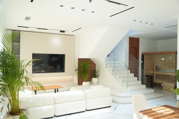 Villa Luxueuse Piscine Chauffée +Jacuzzi - Alger