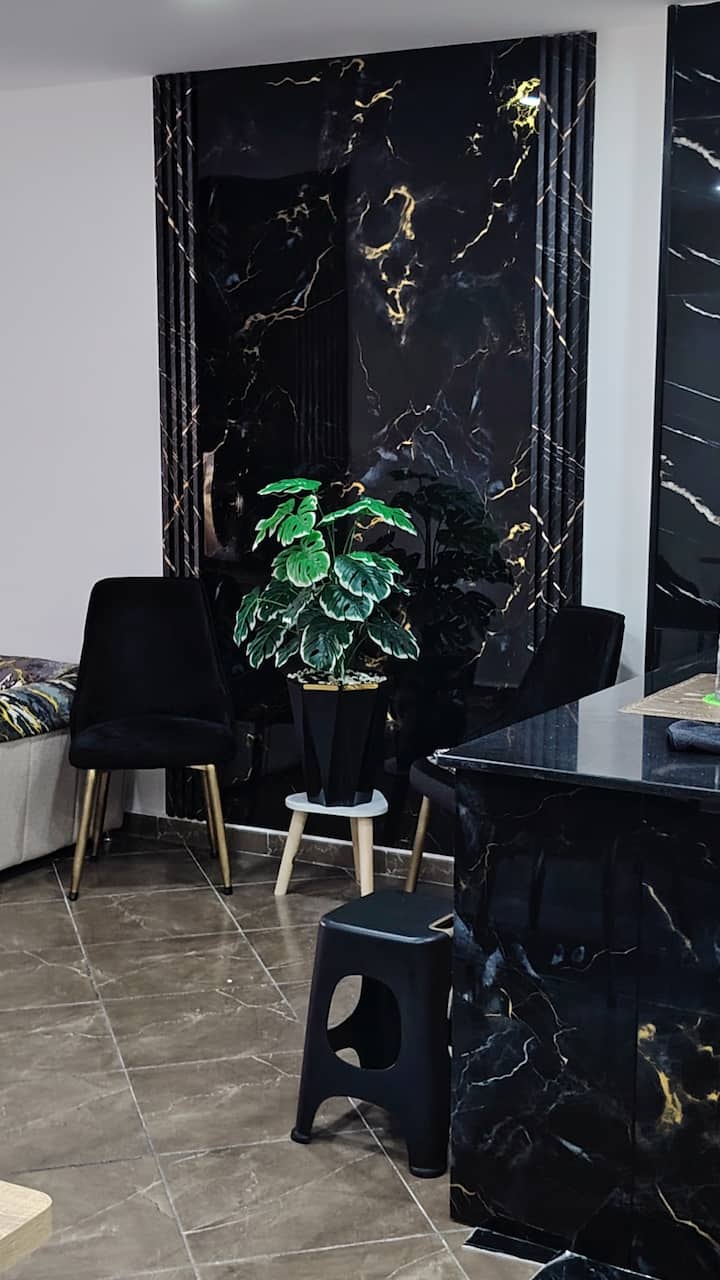 T4 Grand Standing 
Vieux Canastel Oran Neuf. 2025 - Oran