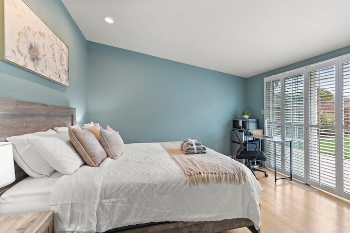Jane's Home (Rb) | Private Guest Suite W Bath+hvac - San Mateo, CA