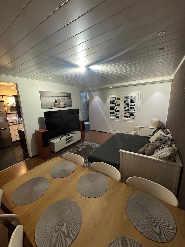 Tunnelmallinen Asunto Napapiirillä - Rovaniemi