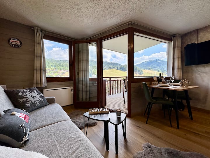 L’ouralou - Vue Panoramique Au Centre Des Gets - Morzine