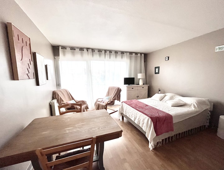 Balthazar ! Studio Avec Balcon En Centre Ville - Rochefort, France