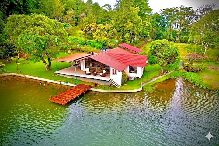 La Casa Del Lago 2025 - Panamá
